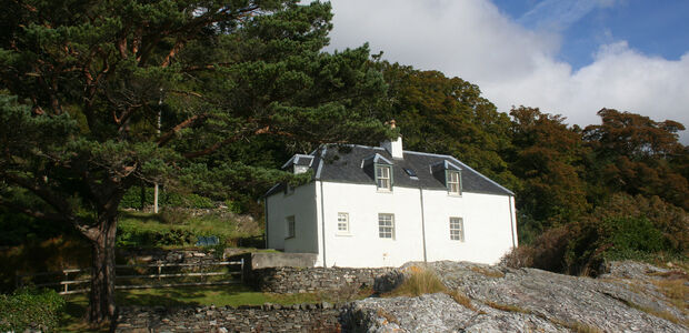 Craggan Cottage | National Trust for Scotland