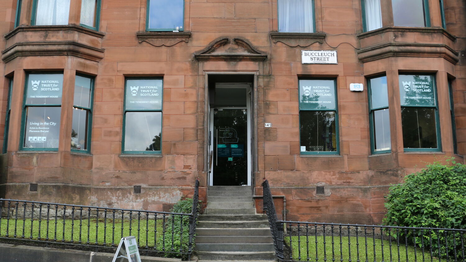 A guide to exploring Glasgow tenements | National Trust for Scotland