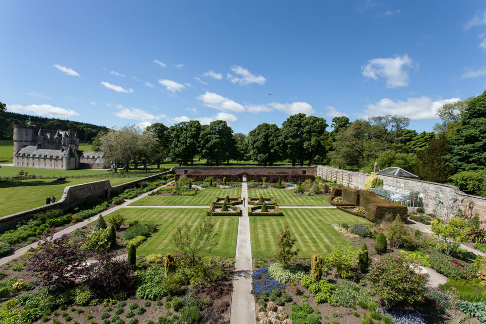 Miss Fraser and Miss Bristow of Castle… | National Trust for Scotland