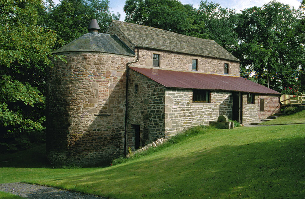 Keeping the writing on the wall | National Trust for Scotland