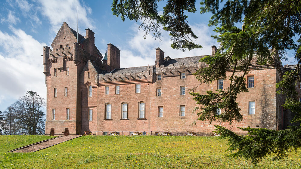 Plan your perfect day – Brodie, Brodick… | National Trust for Scotland