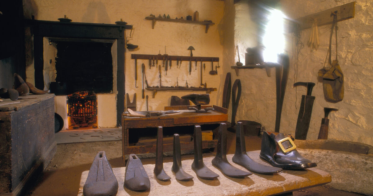 Souter Johnnie: the man behind the… | National Trust for Scotland