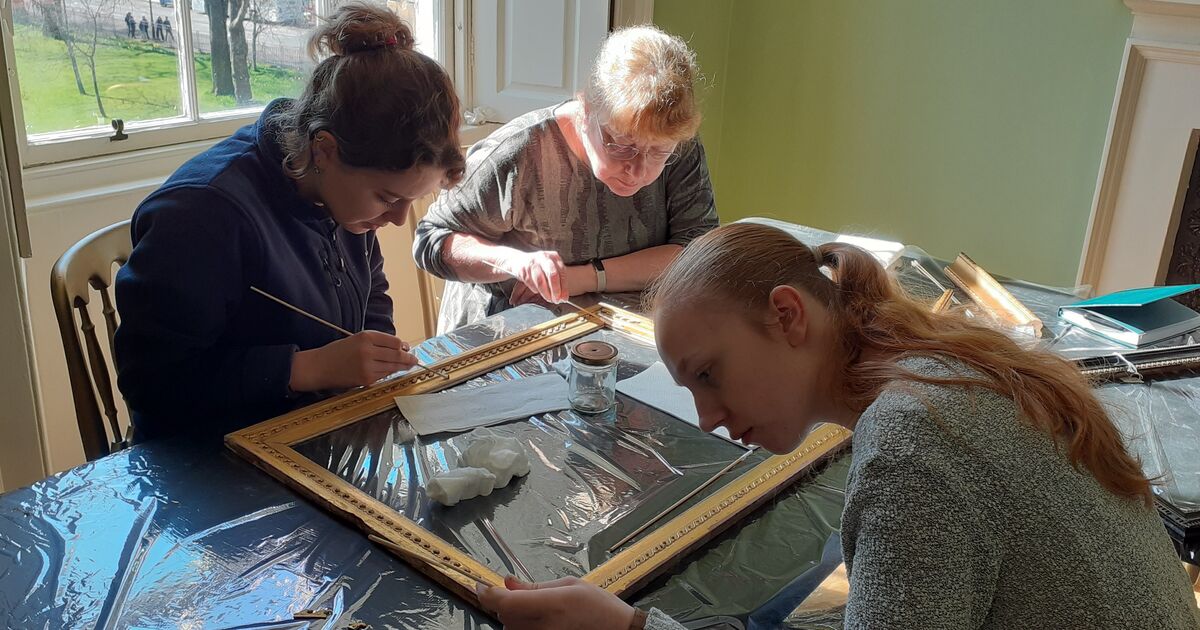 Preparing frames and prints for… | National Trust for Scotland